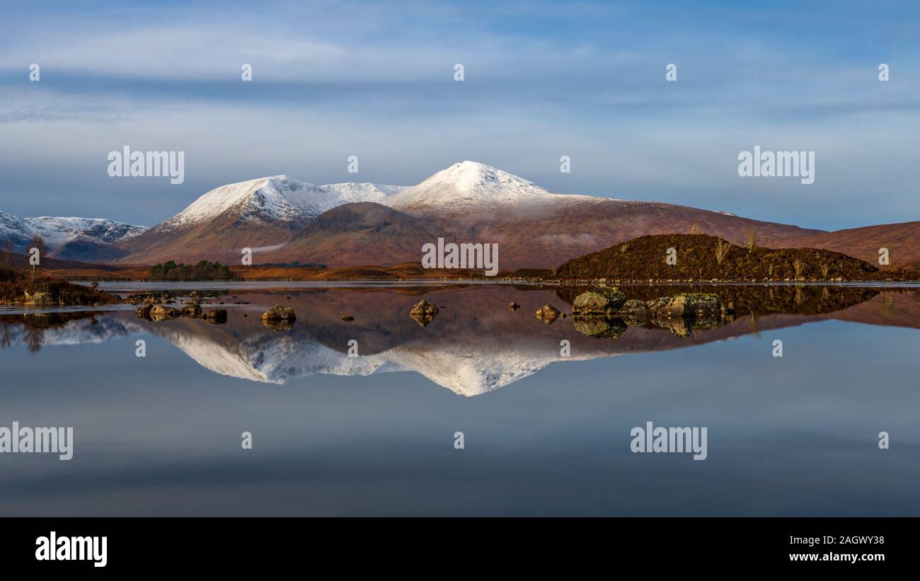 Highland scotland lake hi-res stock photography and images - Alamy