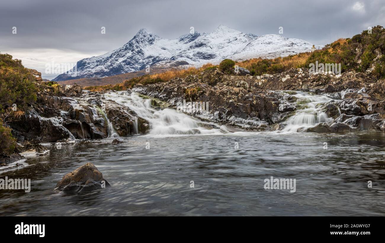Sligachan waterfall hi-res stock photography and images - Alamy