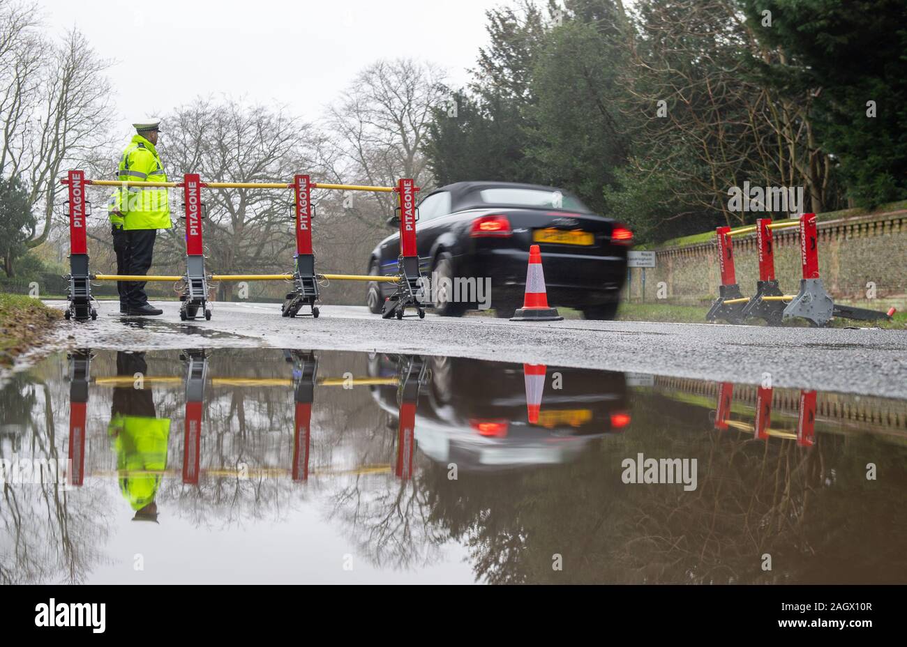 Anti vehicle barriers hi-res stock photography and images - Alamy