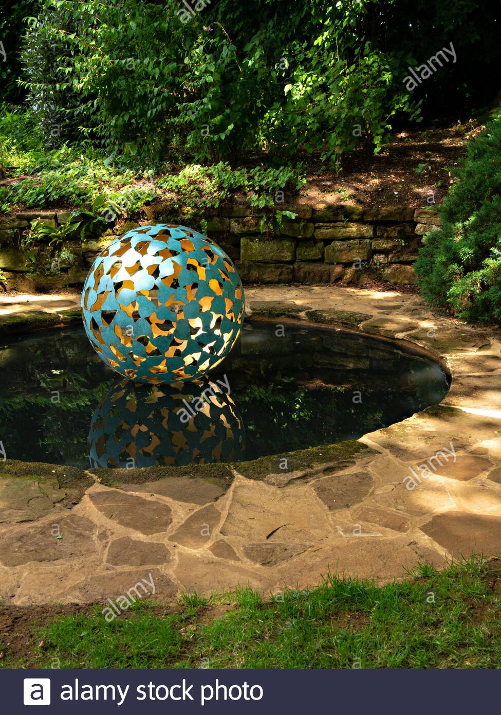 Round Water Feature High Resolution Stock Photography and Images - Alamy