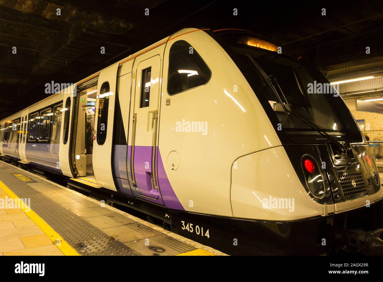 Class 345 crossrail hi-res stock photography and images - Alamy