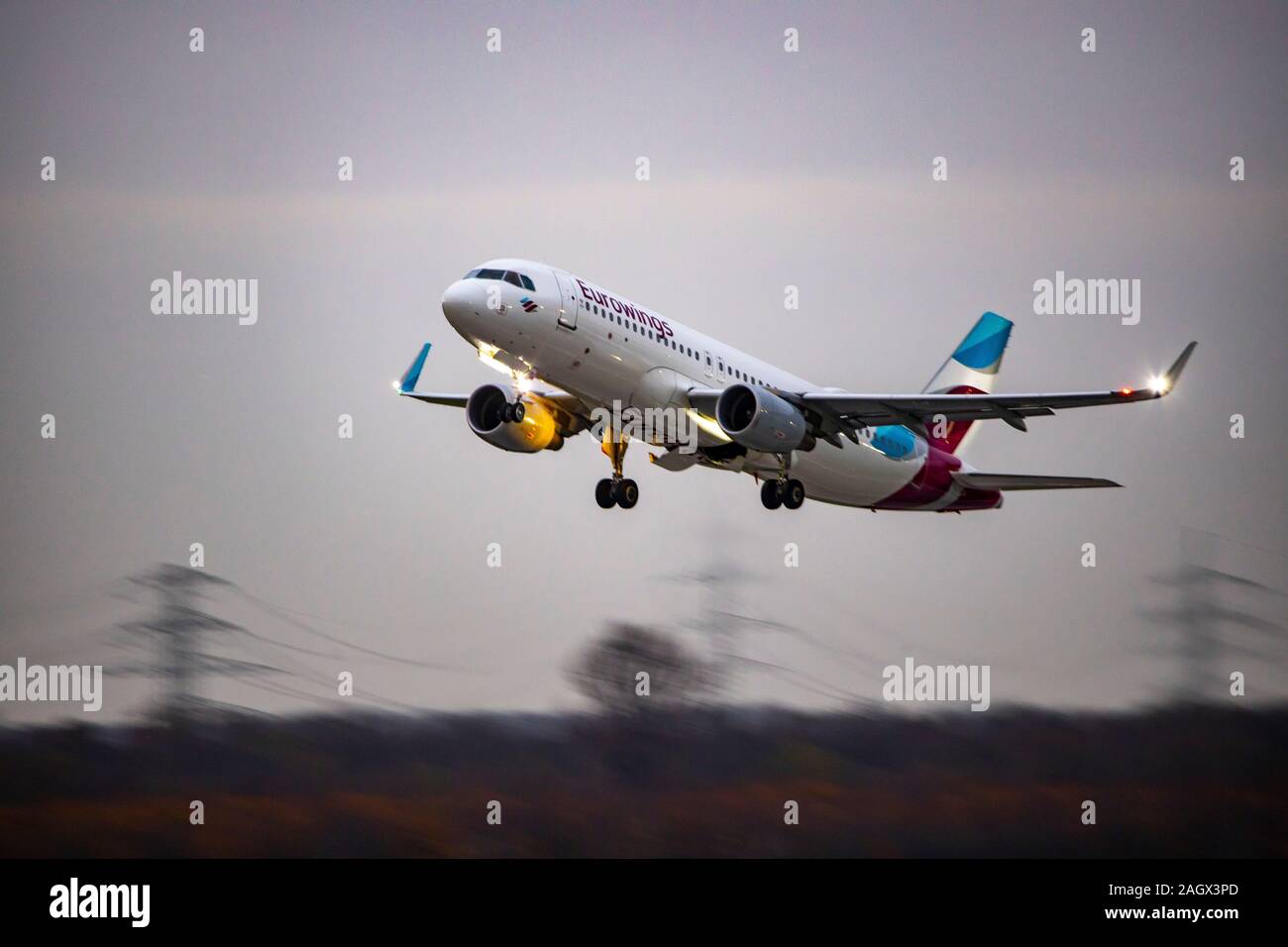 Airbus take off hi-res stock photography and images - Alamy