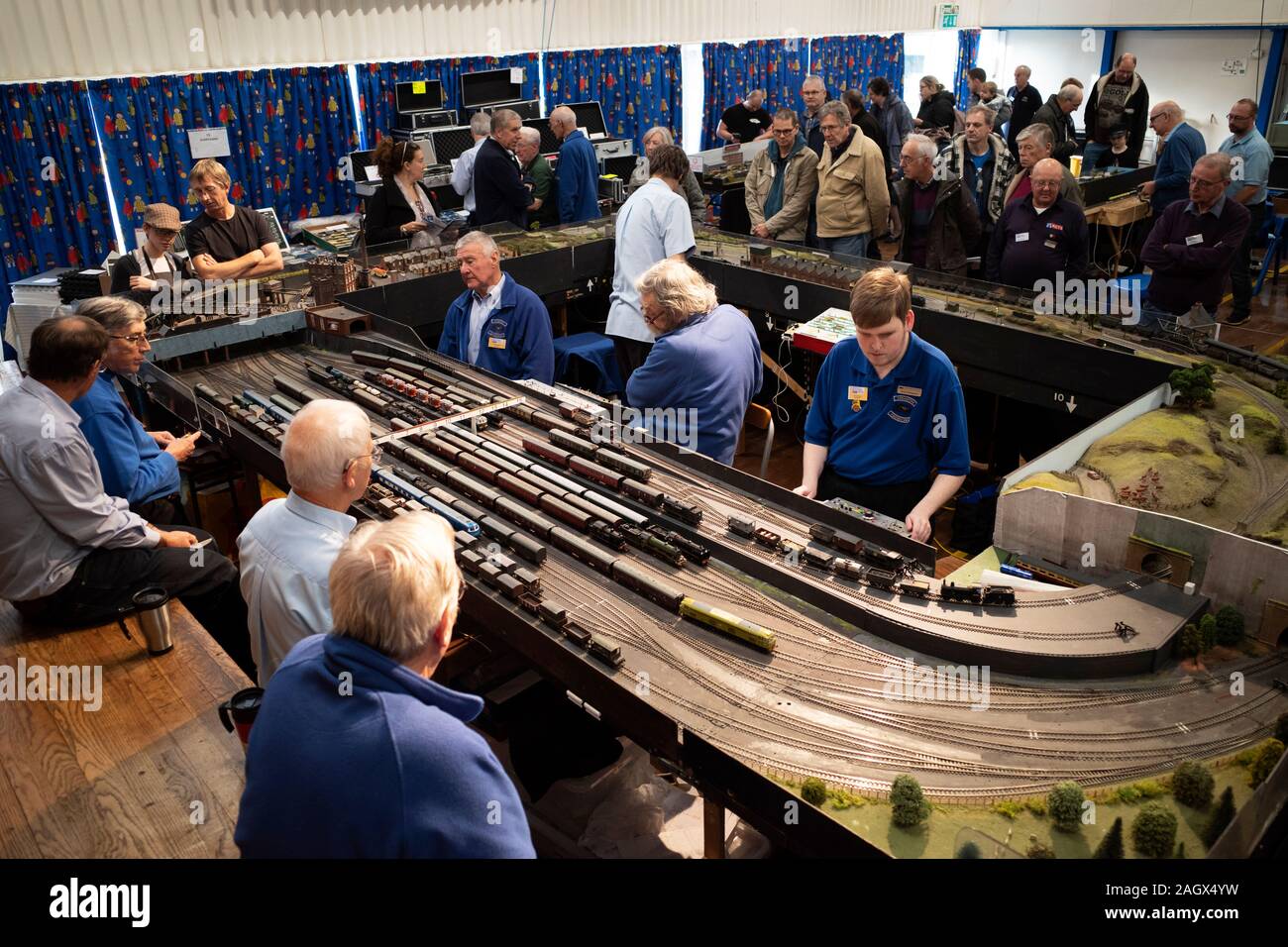 Scale modellers hi-res stock photography and images - Alamy