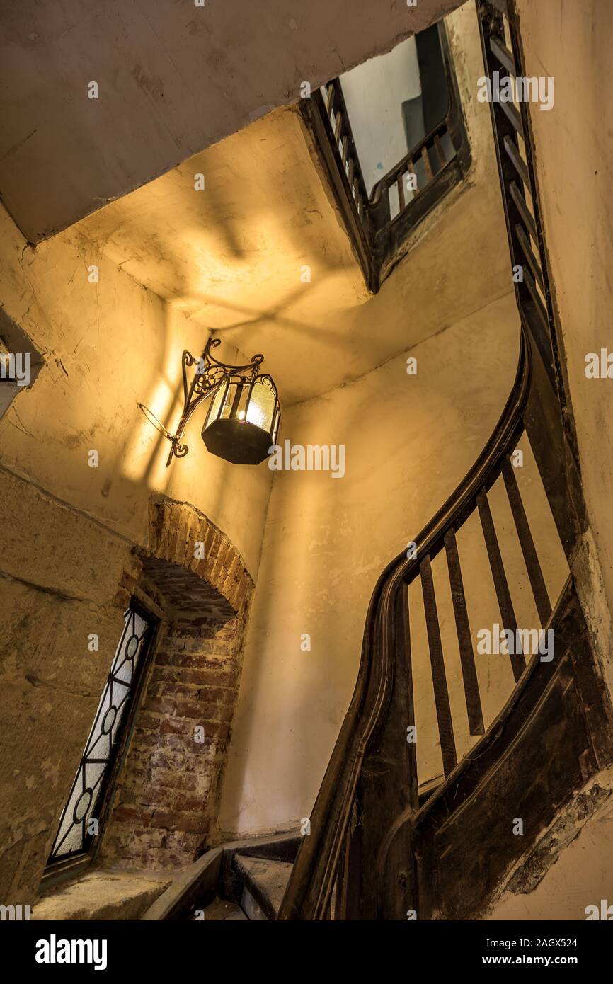 Multi flight stairway hi-res stock photography and images - Alamy