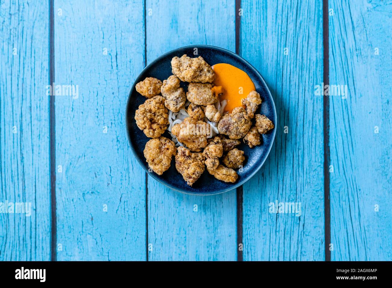 Karaage Japanese Styled Fried Chicken with Sauce / Karaagedon ...