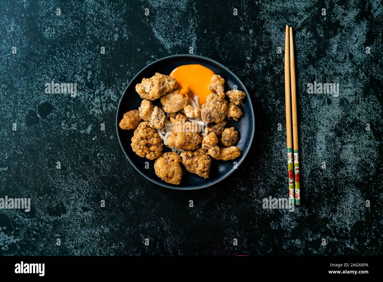 Karaage Japanese Styled Fried Chicken with Sauce / Karaagedon ...