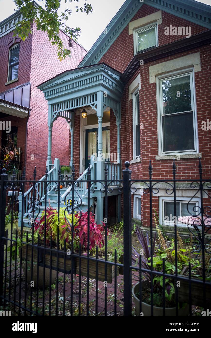 Chicago residential architecture hi-res stock photography and images ...