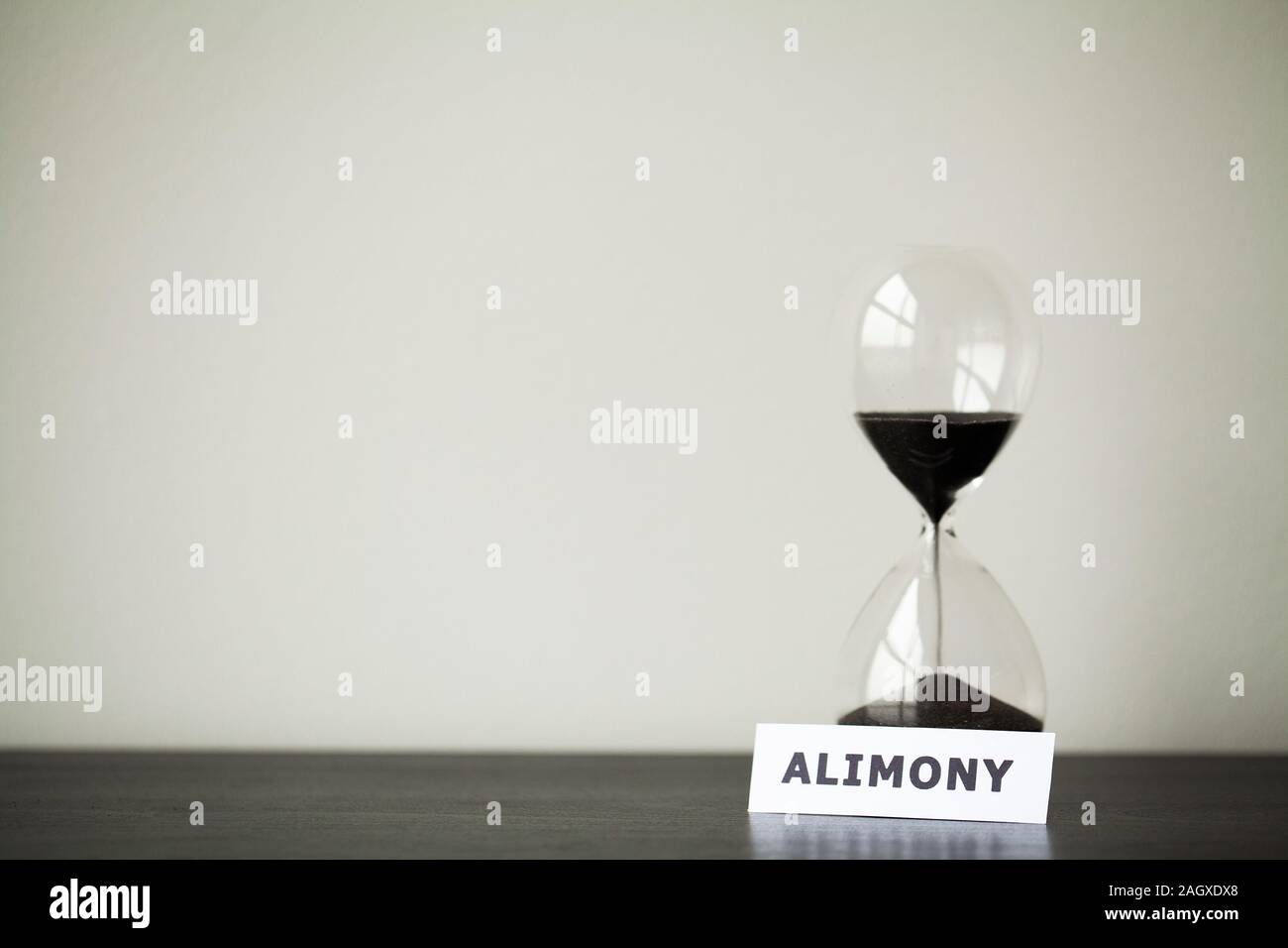 Alimony payment concept. Schedule of payment for childcare Stock Photo ...