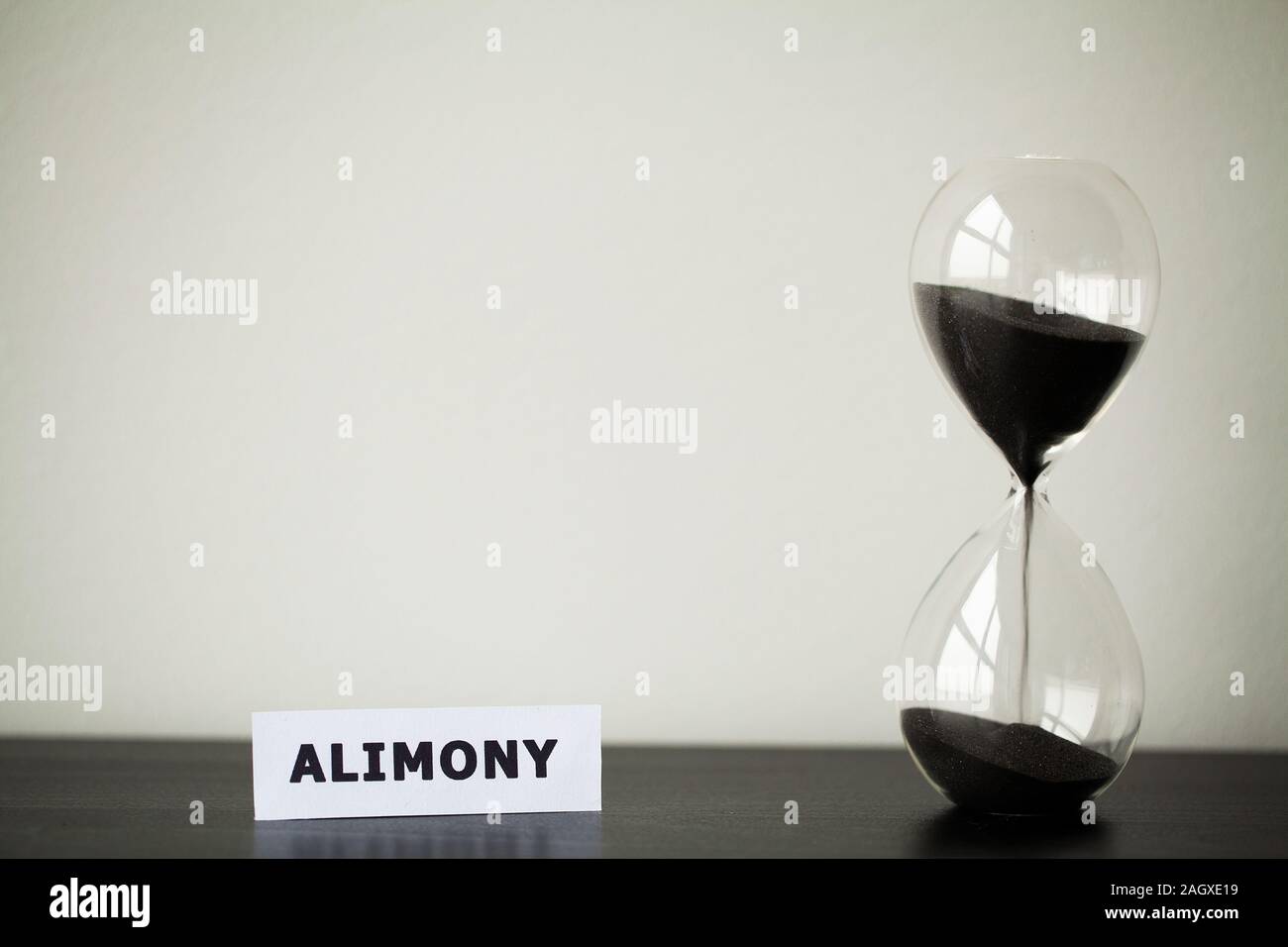 Alimony payment concept. Schedule of payment for childcare Stock Photo ...