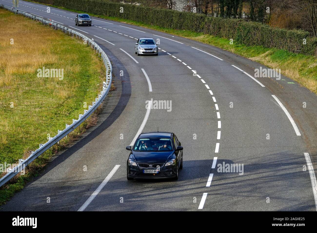 Car driving bend road hi-res stock photography and images - Alamy