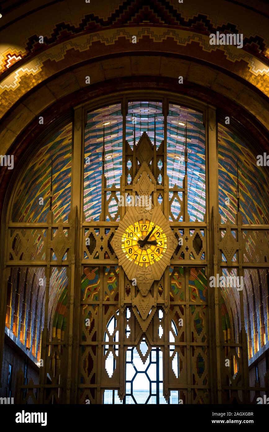 The Guardian Building, a Historic art deco landmark skyscraper with a ...