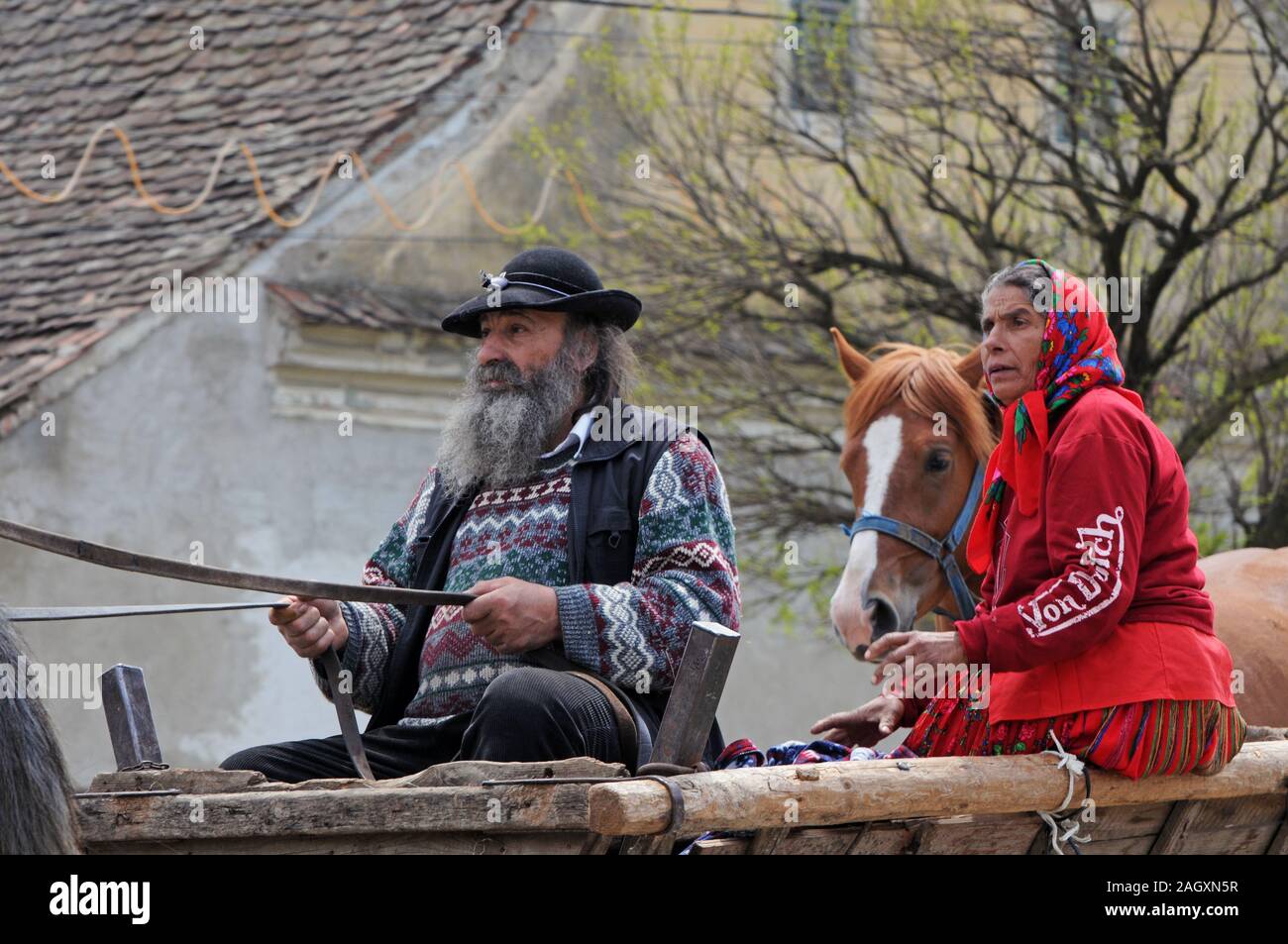 Romani gypsy girl hi-res stock photography and images - Alamy