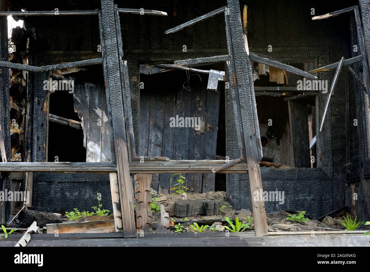 Burnt timber frame hi-res stock photography and images - Alamy