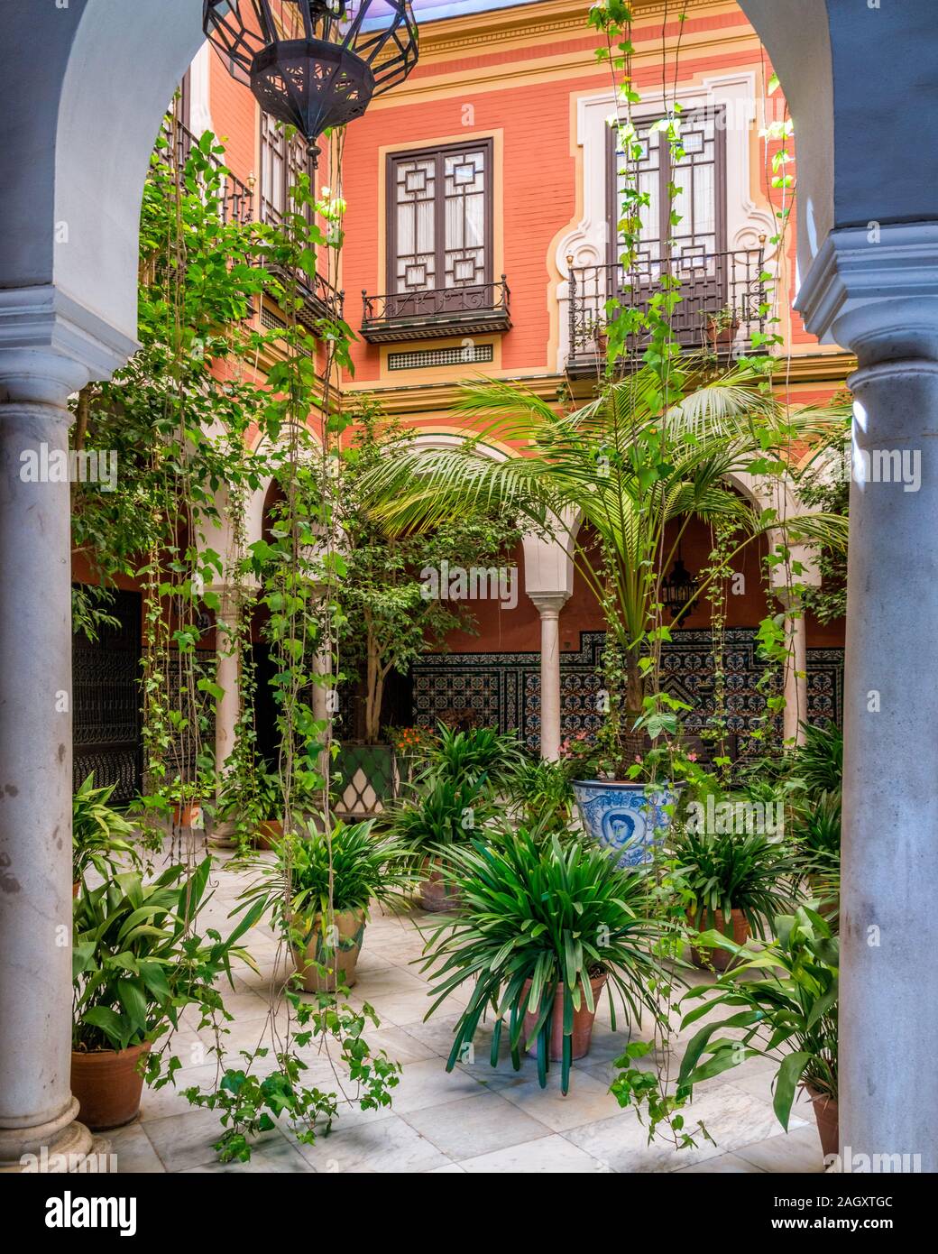 Colorful building seville hi-res stock photography and images - Alamy