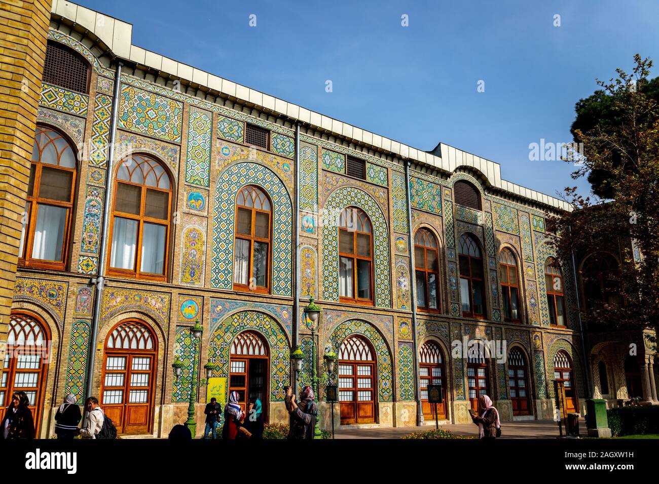 Tehran streets hi-res stock photography and images - Alamy