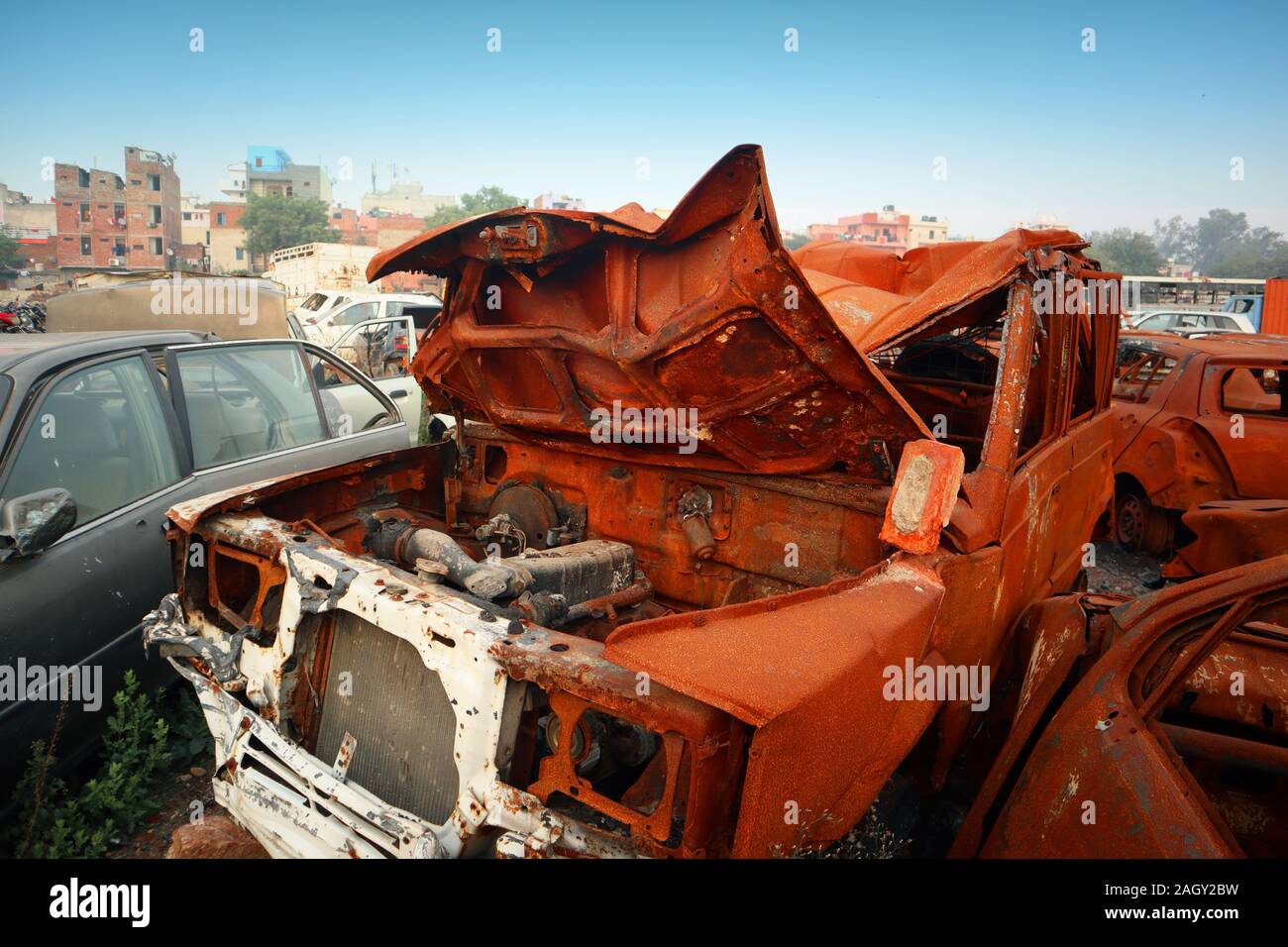 Destroyed jeep hi-res stock photography and images - Alamy