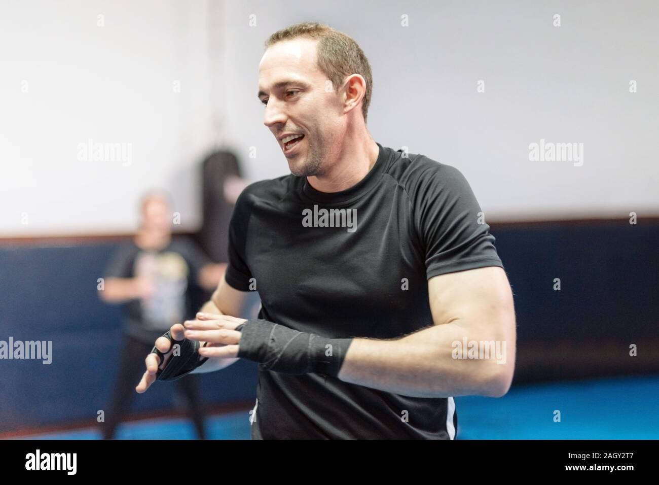 Handsome muscular bodybuilder preparing hi-res stock photography and ...