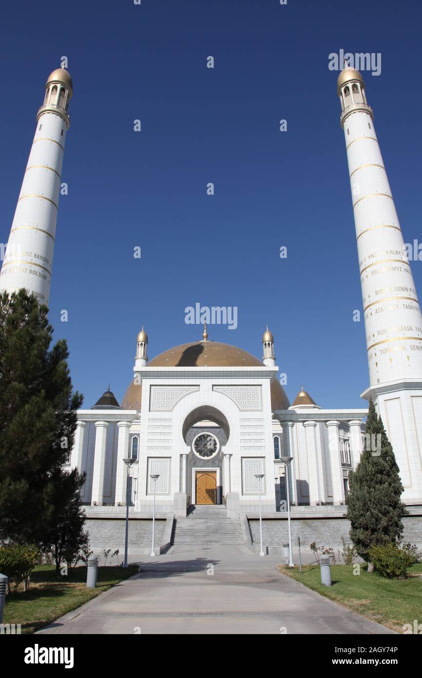 Türkmenbaşy Ruhy Mosque inTurkmenia Ashgabat Stock Photo - Alamy