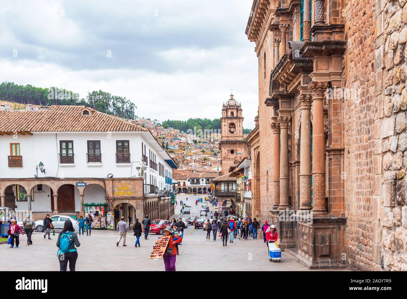 CUSCO, PERU - JUNE 26, 2019: View of the city street. Facade of the ...