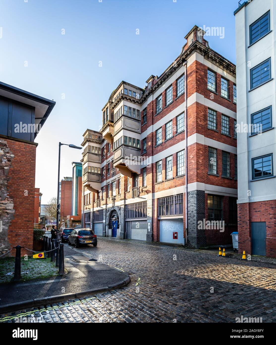 Bristol red brick building hi-res stock photography and images - Alamy
