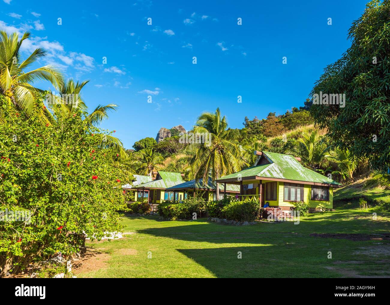 Fiji house traditional hi-res stock photography and images - Alamy