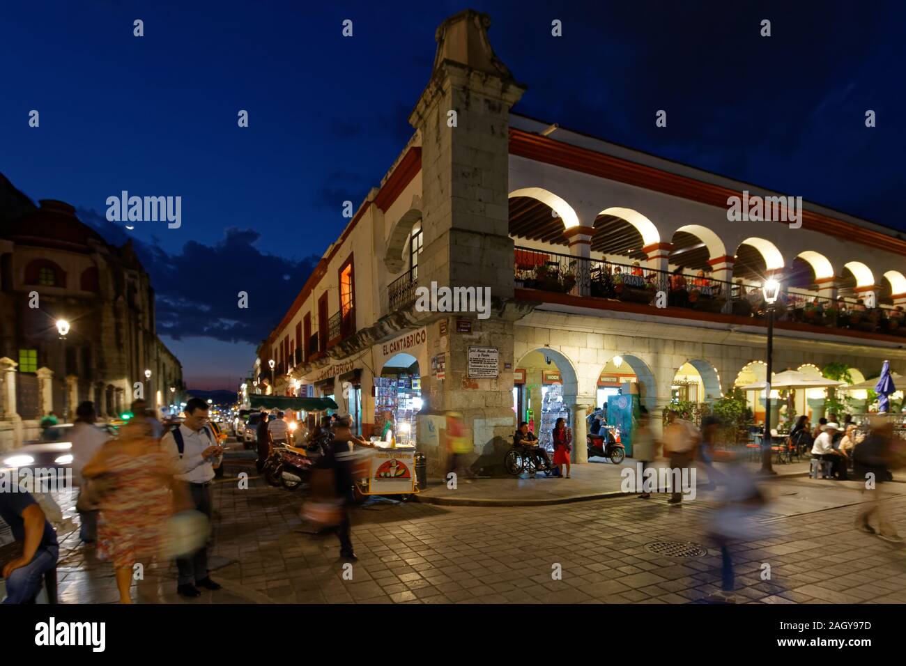 Night scene in the Oaxaca centre Stock Photo - Alamy