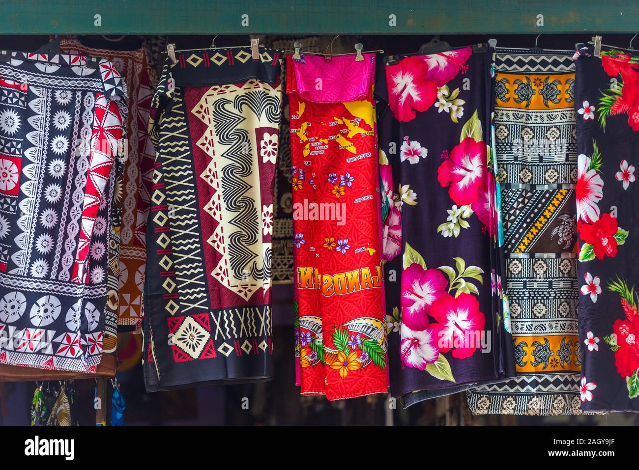 Fiji traditional clothing hi-res stock photography and images - Alamy