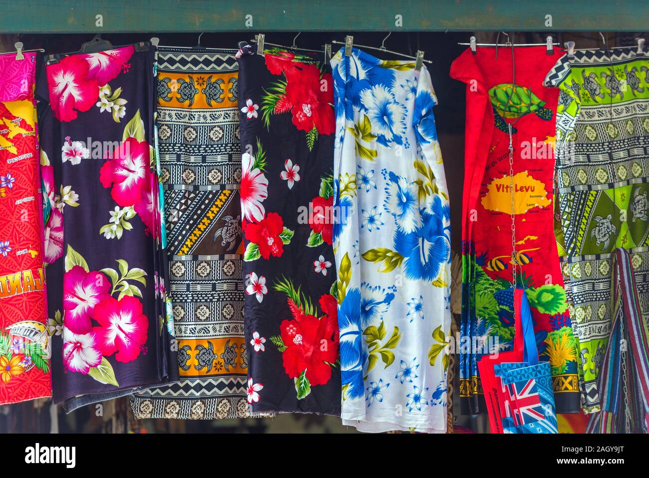 Fiji traditional clothing hi-res stock photography and images - Alamy