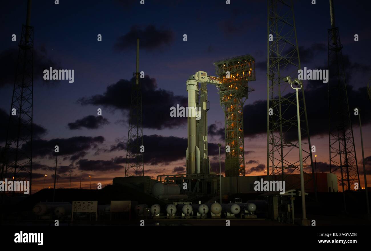 Boeing cst 100 starliner spacecraft hi-res stock photography and images ...