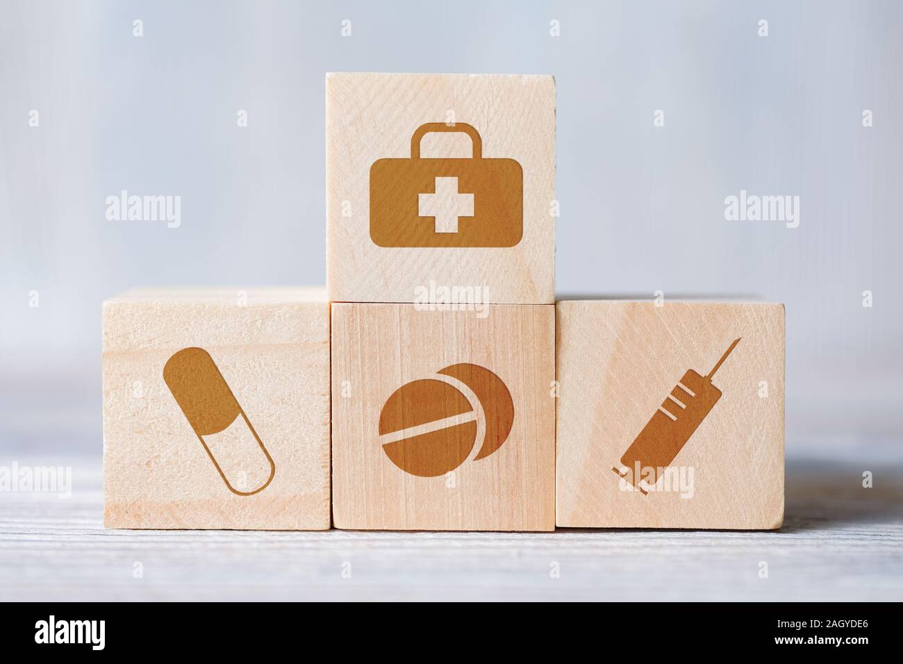 Medicine cabinet sign hi-res stock photography and images - Alamy