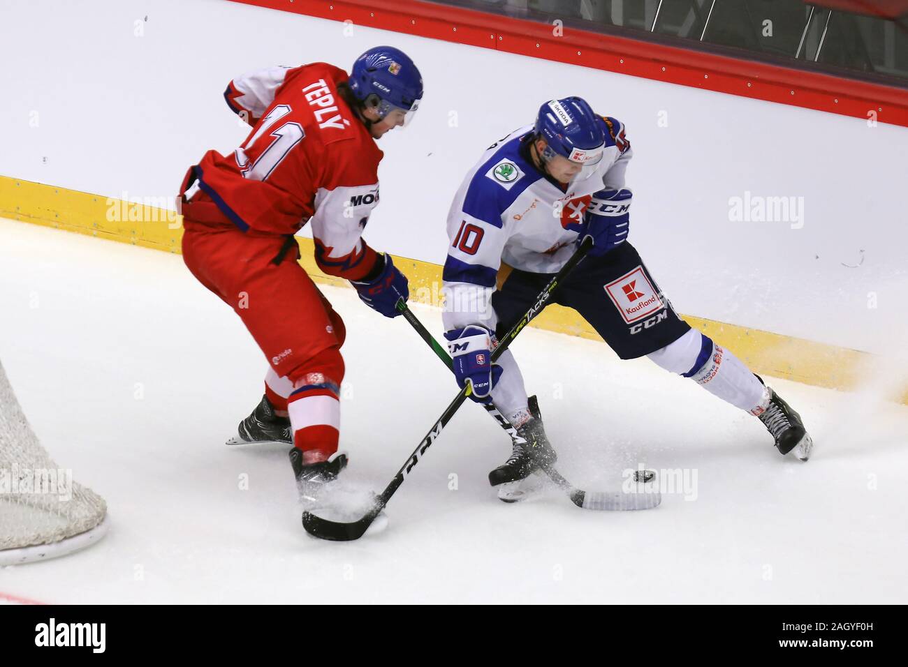 Trinec, Czech Republic. 22nd Dec, 2019. L-R Michal Teply (CZE) and Martin Bucko (SVK) in action ...