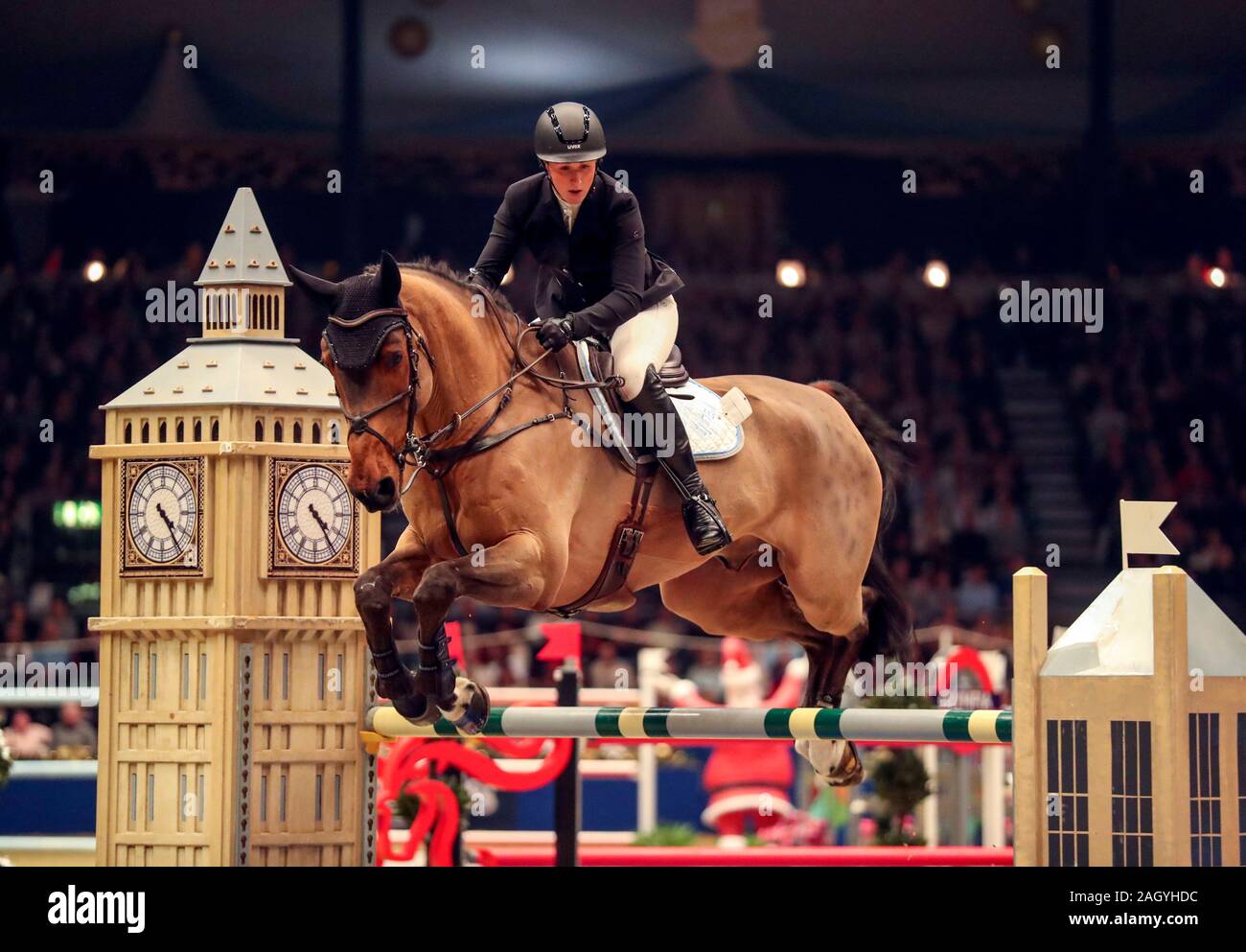 Holly smith riding hearts destiny compete hi-res stock photography and ...