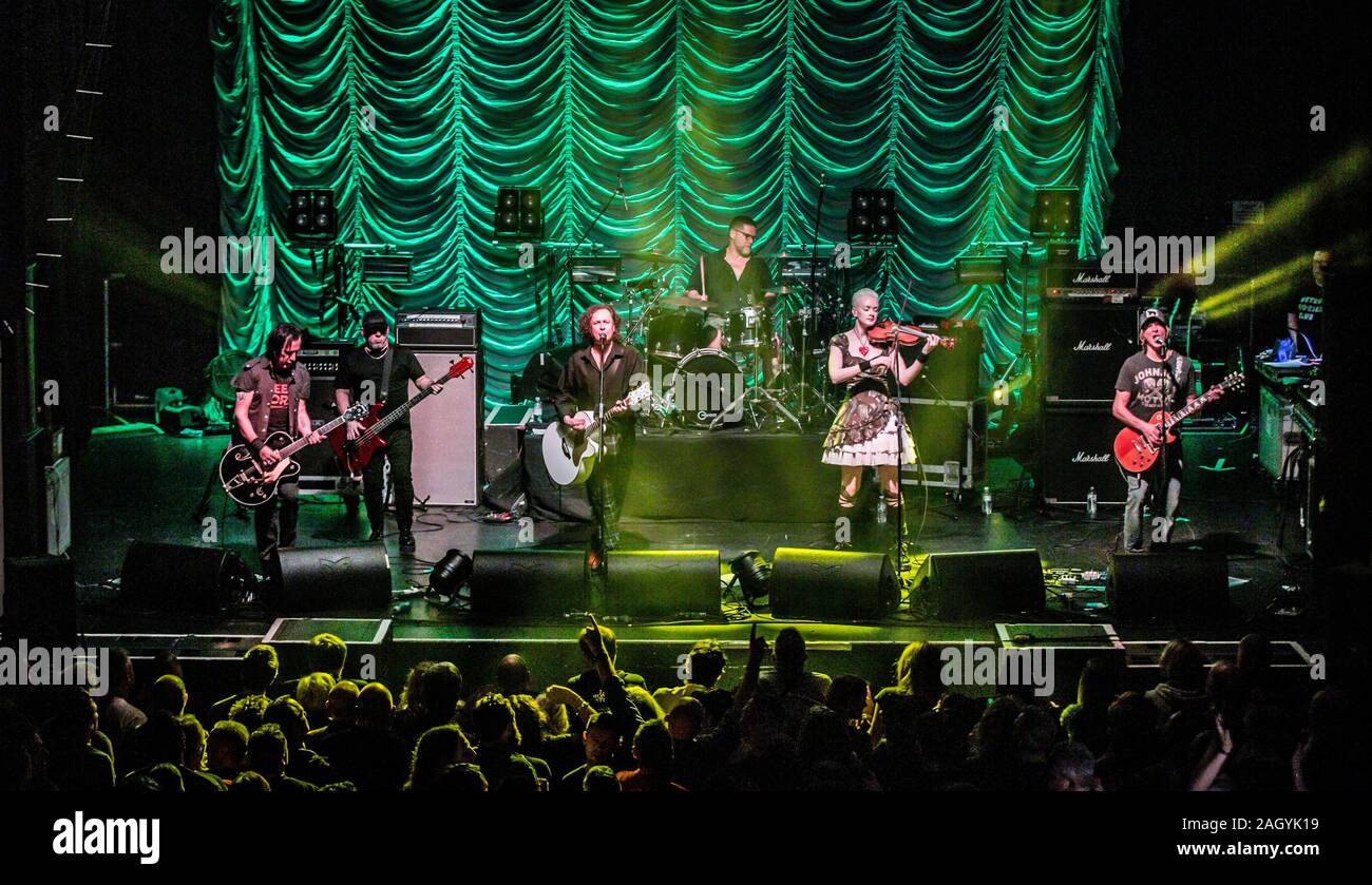Erica nockalls stage hi-res stock photography and images - Alamy
