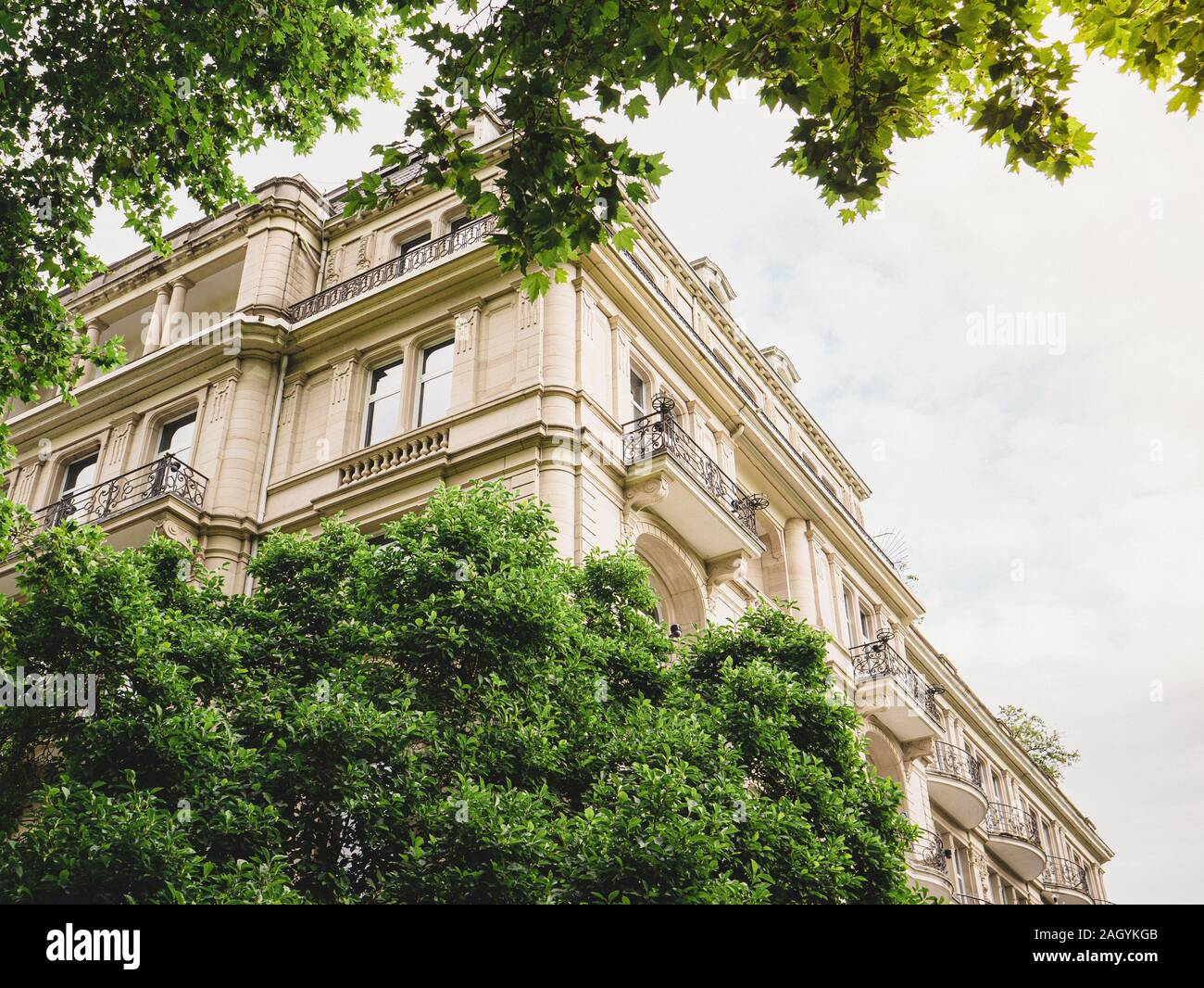 Haussmannian High Resolution Stock Photography and Images - Alamy