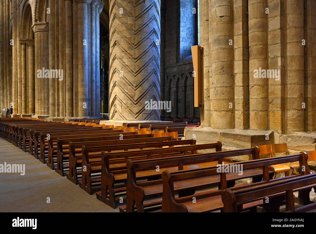 Inside durham cathedral hi-res stock photography and images - Alamy