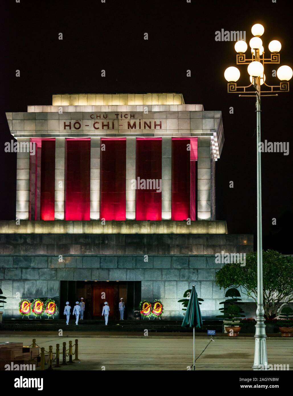 Changing of the guard at Ho Chi Minh Mausoleum lit up at night, Ba Dinh ...