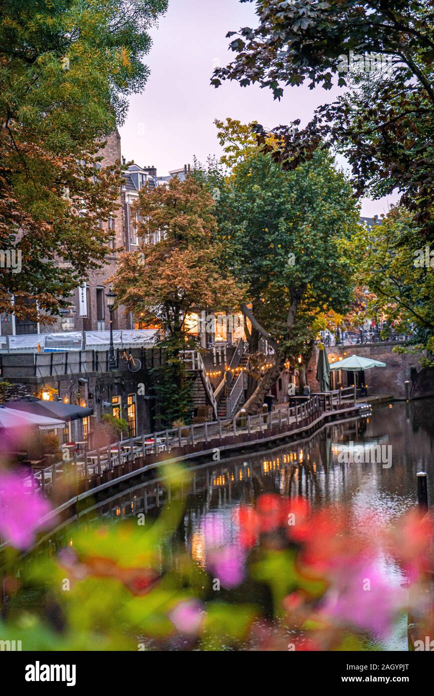 Utrecht old canal hi-res stock photography and images - Alamy