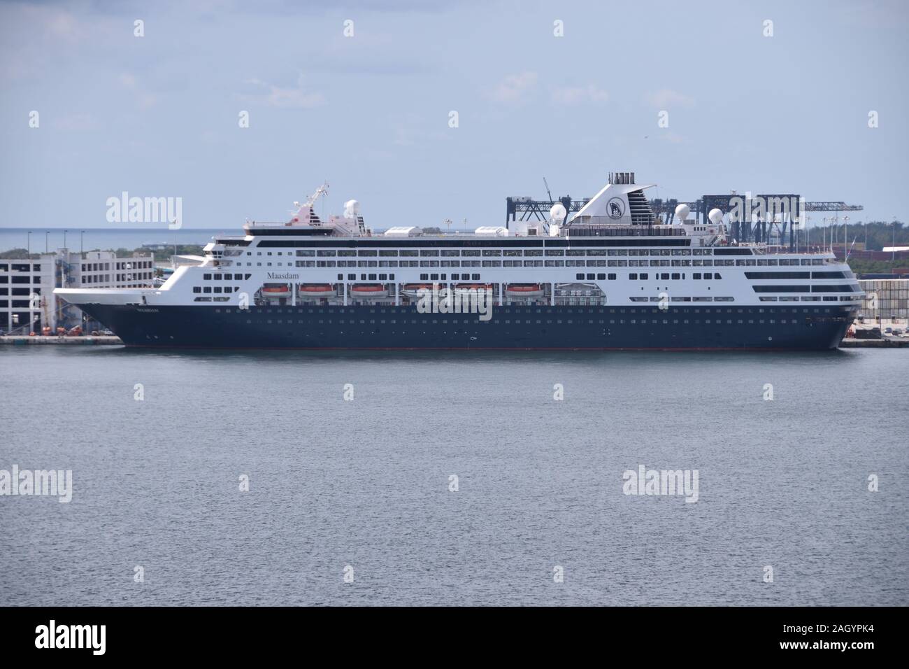 Maasdam ship hi-res stock photography and images - Alamy