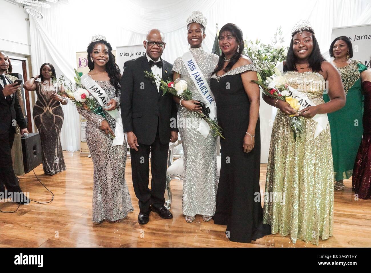 Dr lola ramocan hi-res stock photography and images - Alamy