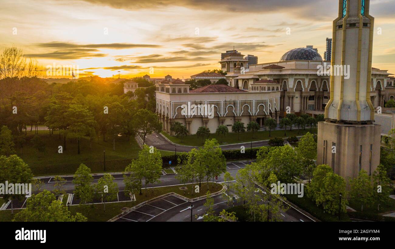 Beautiful landscape aerial view of sunrise at The Kota Iskandar Mosque ...