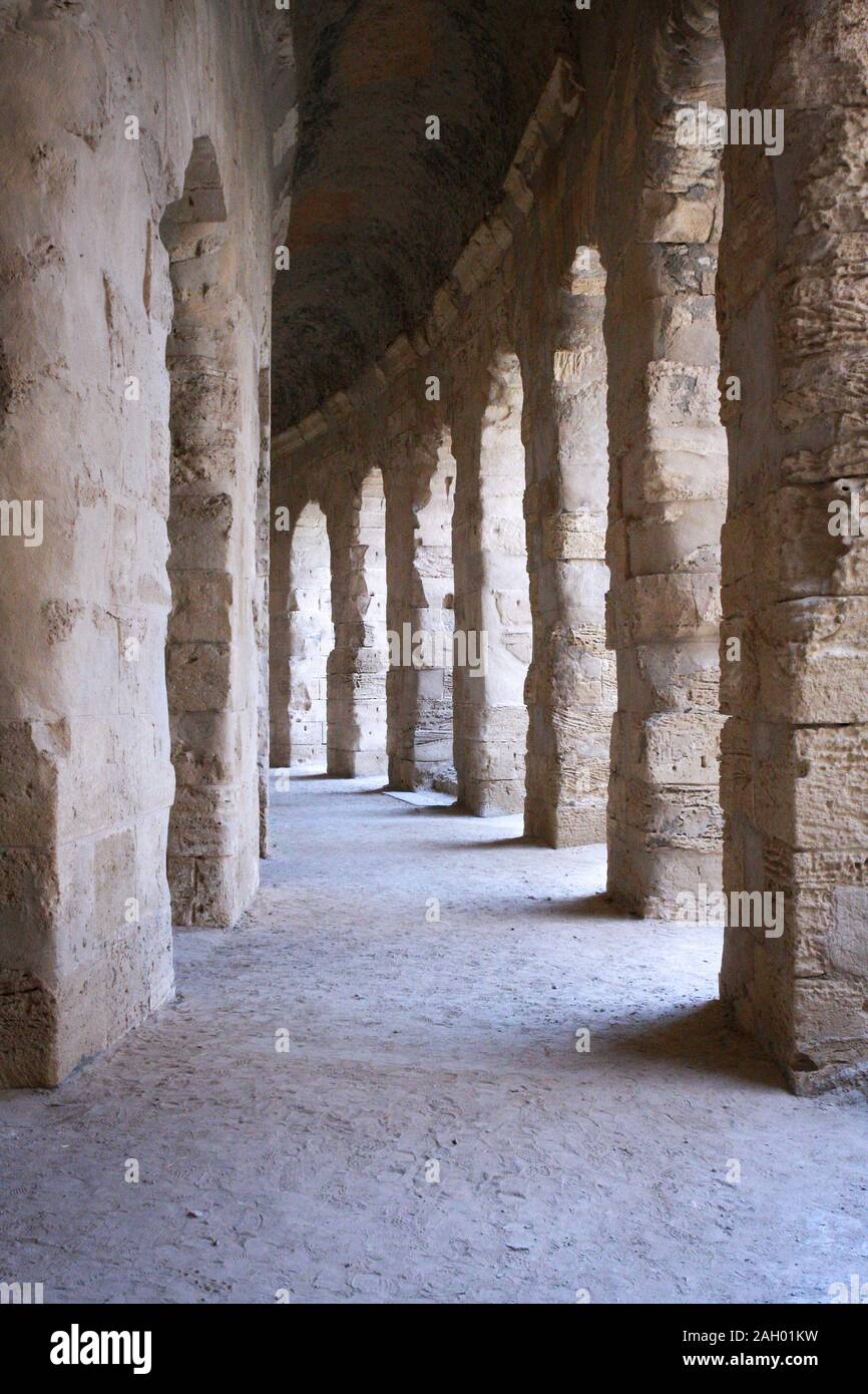 Modern amphitheatre hi-res stock photography and images - Alamy