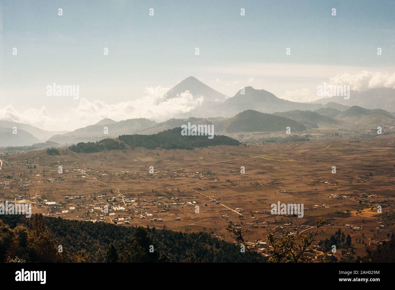 Santa maria volcano hi-res stock photography and images - Alamy