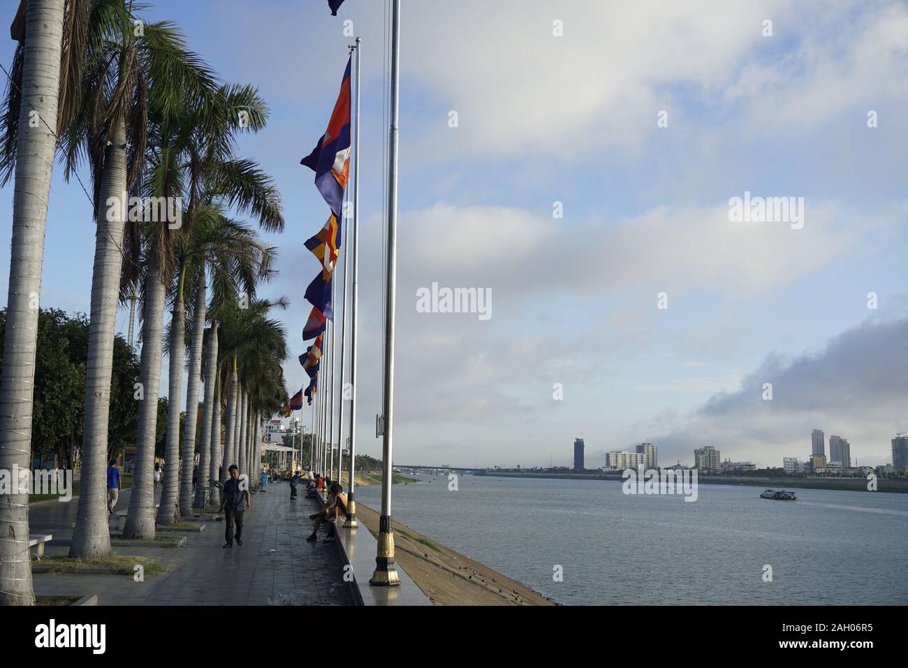 riverside path in Phnom Penh, Cambodia Stock Photo - Alamy