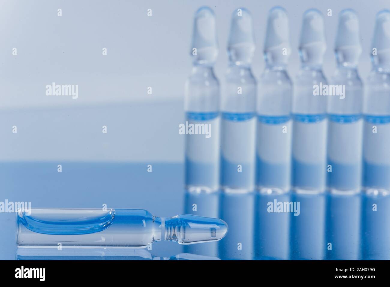 Double ampulla hi-res stock photography and images - Alamy