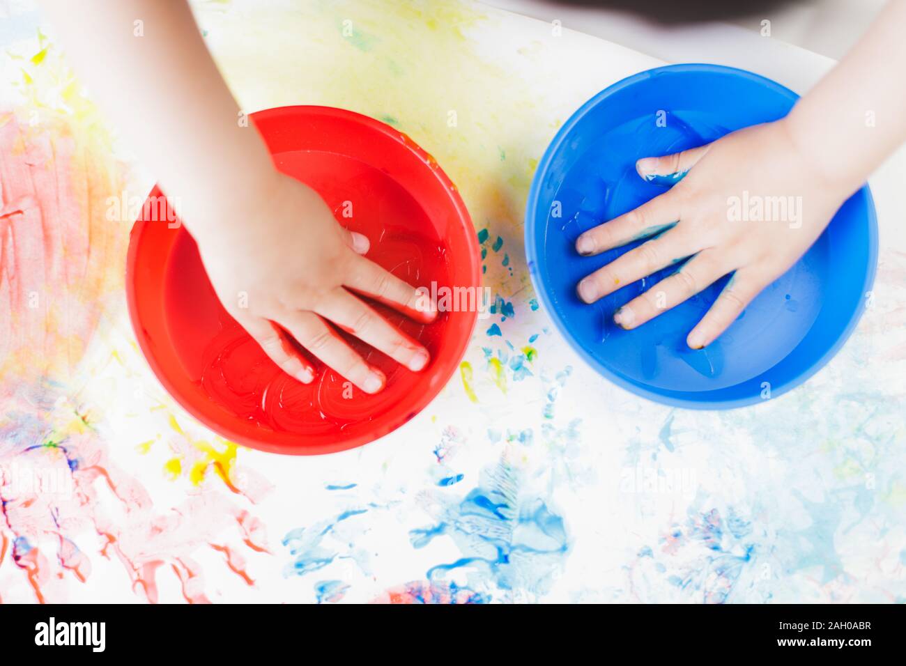 Pianting art hi-res stock photography and images - Alamy