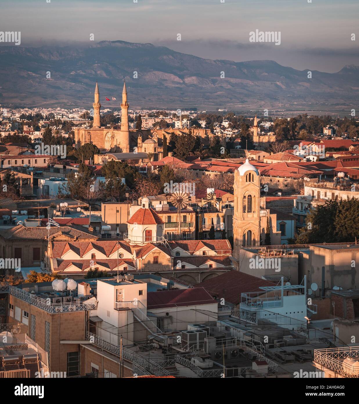 Nicosia city skyline mosque hi-res stock photography and images - Alamy