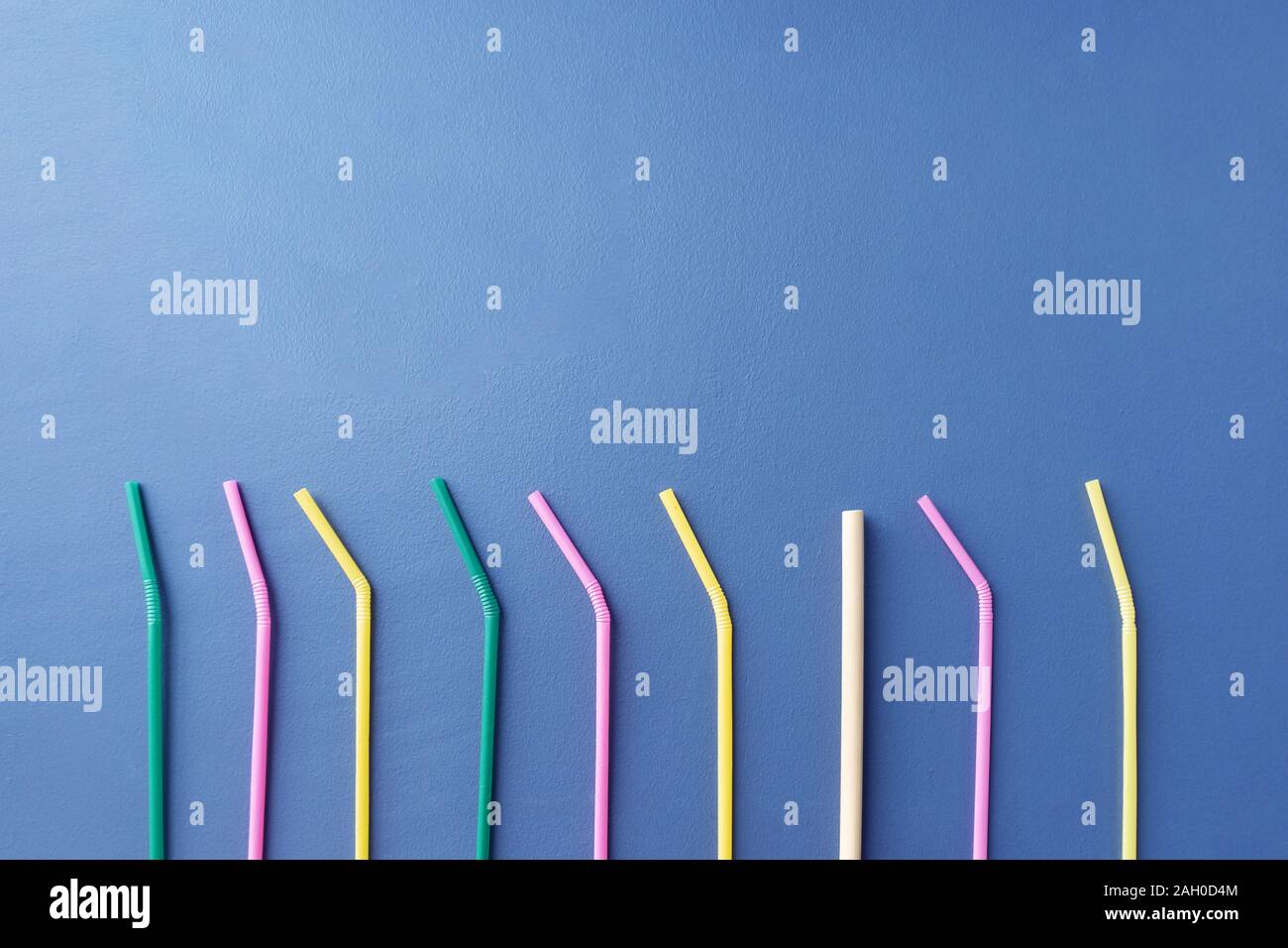 Ecological straw hi-res stock photography and images - Alamy