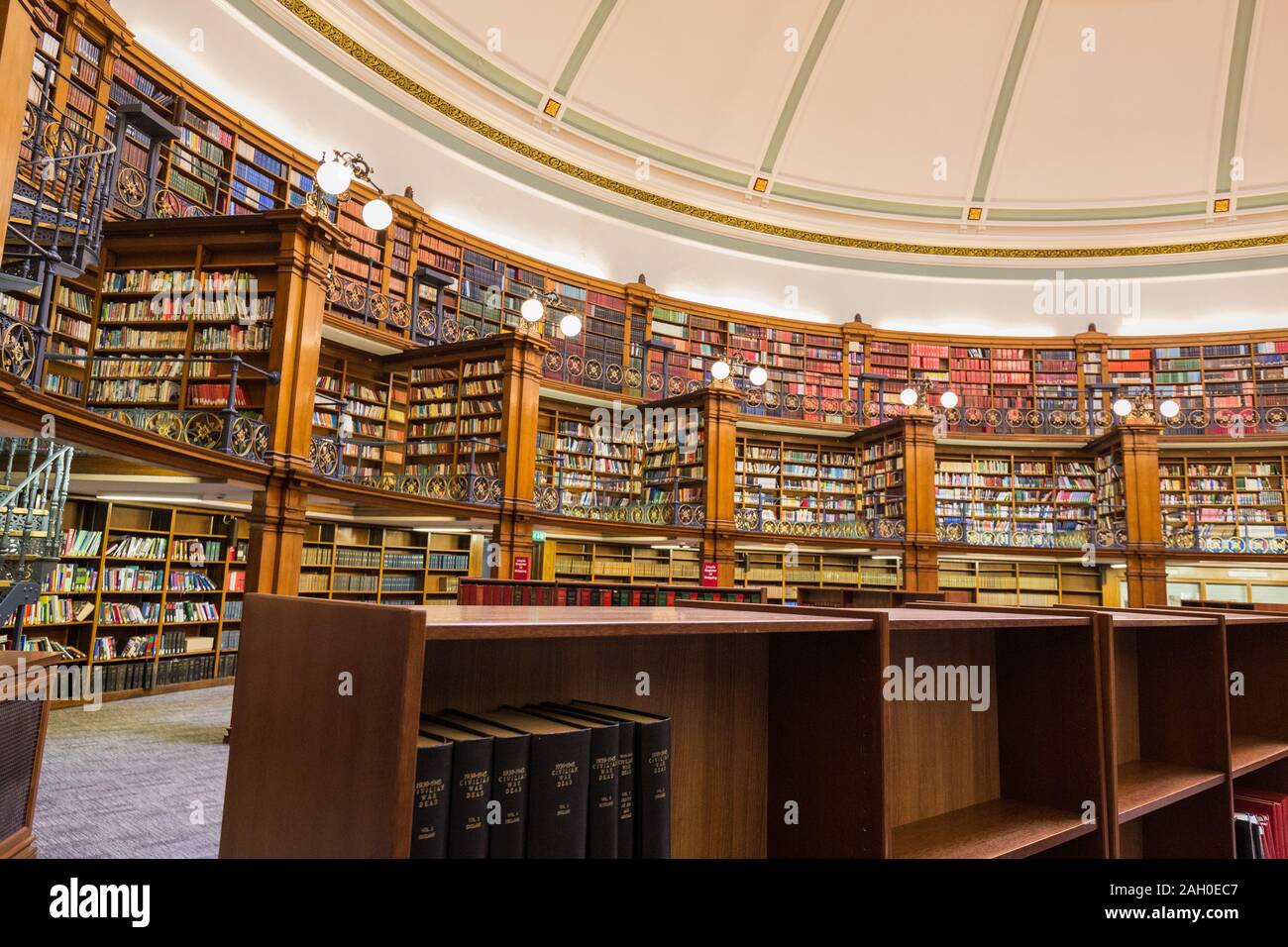 Liverpool Central Library inside a beautiful round reading room with a ...
