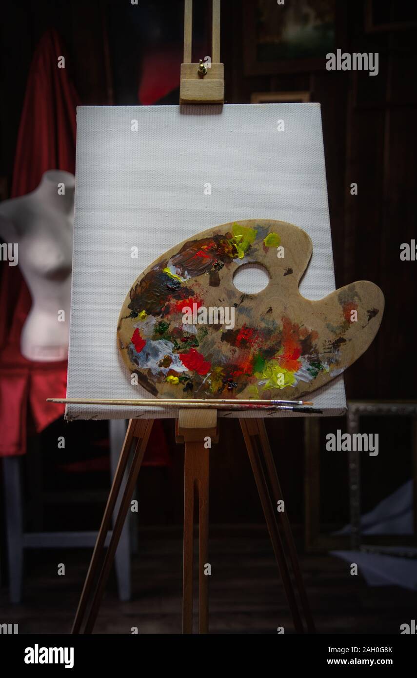 Vertical color palette hi-res stock photography and images - Alamy