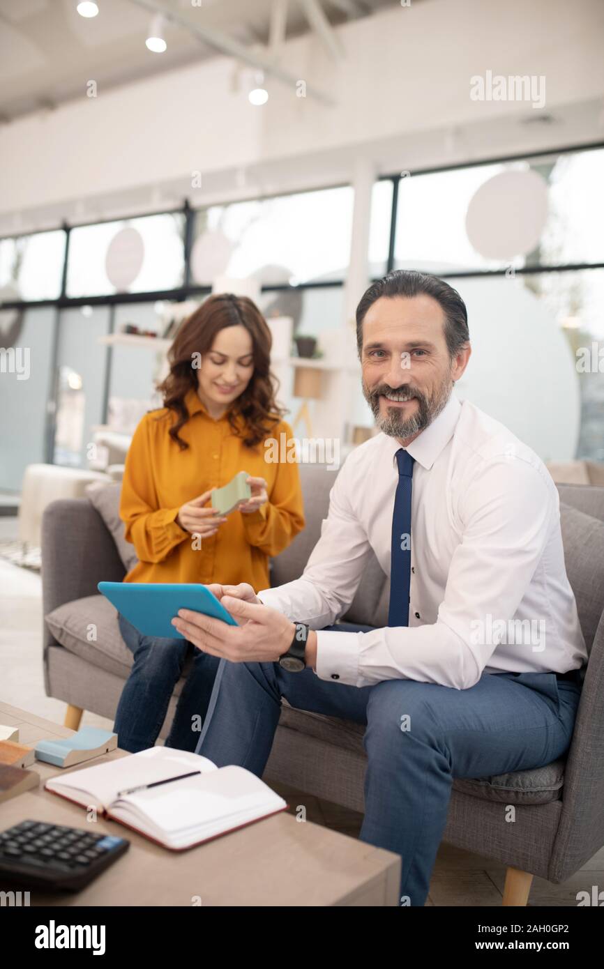 Customer interested hi-res stock photography and images - Alamy